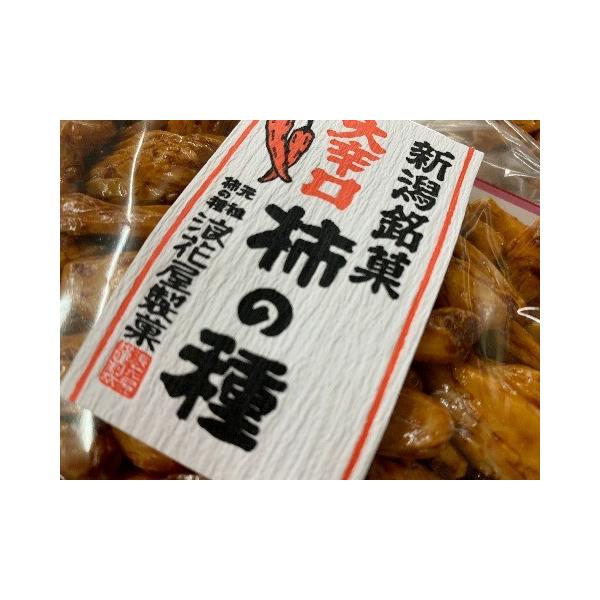 現在の柿の種を最初に作り出したのは浪花屋製菓創業者 故 今井與三郎元祖 柿の種として人気の浪花屋製菓大辛口柿の種は厚切りの自然ヒビ入り柿の種唐辛子の効いた辛口味はクセになりますぜひ食べて虜になって下さい巾着袋包装品原材料/でん粉 米/国産 ...