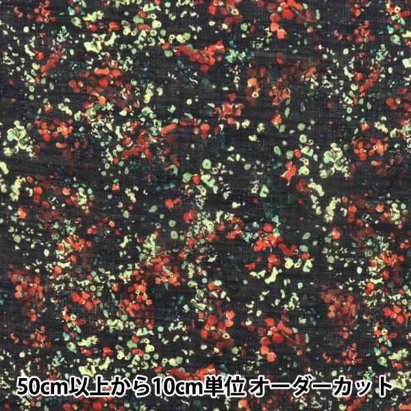 1972年のリバティアーカイブにあったデザインの断片をベースにした「リフレクションズ」。色や果物、花の配置が17世紀のオランダの美しい花の絵画を彷彿とさせます。再生繊維のリヨセルを使用し、タナローンよりもさらに薄手でドレープ性がある生地です...