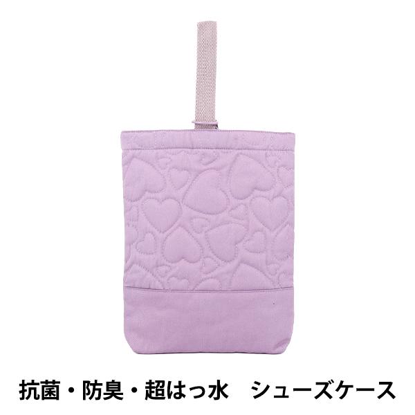 抗菌・防臭・超はっ水が施されたシューズケースです。丈夫なキルトが汚れにくい加工で更に使いやすく!完成品なので、届いたらすぐに使えます。内側にはお名前タグが付いています。[入園 入学 通園 通学 学用品 保育園 幼稚園 小学校 上履き入れ く...