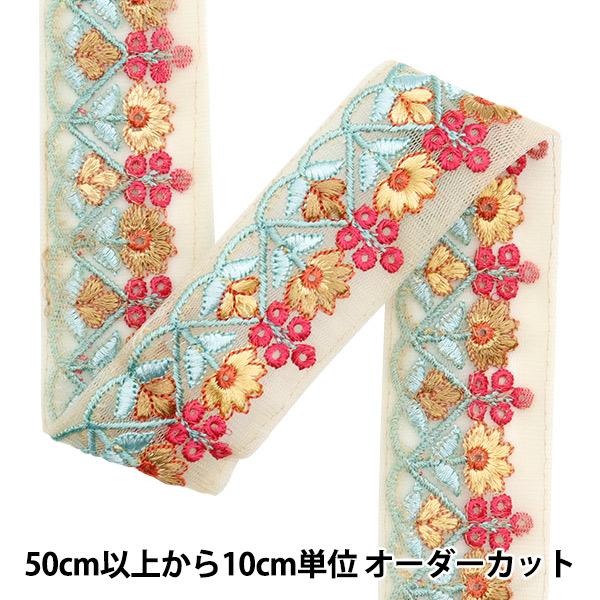 クッションや小物などインテリアの装飾や、お洋服や帽子などファッションのアクセントにいかがですか?リボンピアスやイヤリング、ヘアゴムなどのアクセサリーにもおすすめです。刺しゅうならではの質感や繊細な模様をお楽しみください※色落ちの可能性がござ...