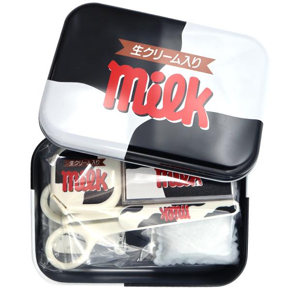 お道具にもチロルチョコがデザインされていて、お裁縫をより楽しめますね♪プレゼントにもおすすめです♪[お裁縫セット 裁縫箱 お菓子 ギフト ソーイングセット箱型]◆サイズ約 W120×D87×H30mm◆セット内容(6点入り)手芸はさみ 11...