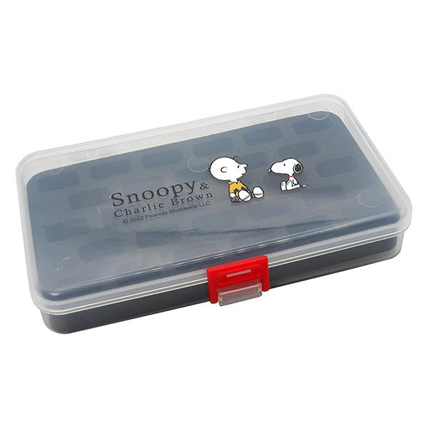 ボビンが28個収納できます。家庭用ミシンの半回転ボビン・全回転用のボビンが28個収納できます。[収納用品 裁縫道具 ボビンケース]◆サイズ:約W160XH91XD28mm◆材質:ポリプロピレン(ケース)      ポリエチレンフォーム(クッ...