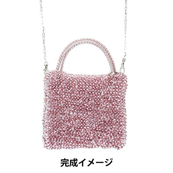 人気作家kirarina奈緒子先生デザインの素敵なキラキラプチショルダーバッグです。棒針でガーター編み(表編みの繰り返し)するだけできらきらバッグが出来ます。初心者の方でも安心して作れる動画解説付きです。スマホを入れるポシェットとしてオスス...