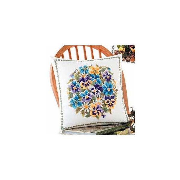 オノエ・メグミデザインの絵画のような美しいクロスステッチキットです。難易度：中級〜上級サイズ（約）：縦40cmx横40cmデザイン：オノエ・メグミキット内容：25番ししゅう糸、No.3000布 ジャバクロス中目(オフホワイト)、クロス針、カ...