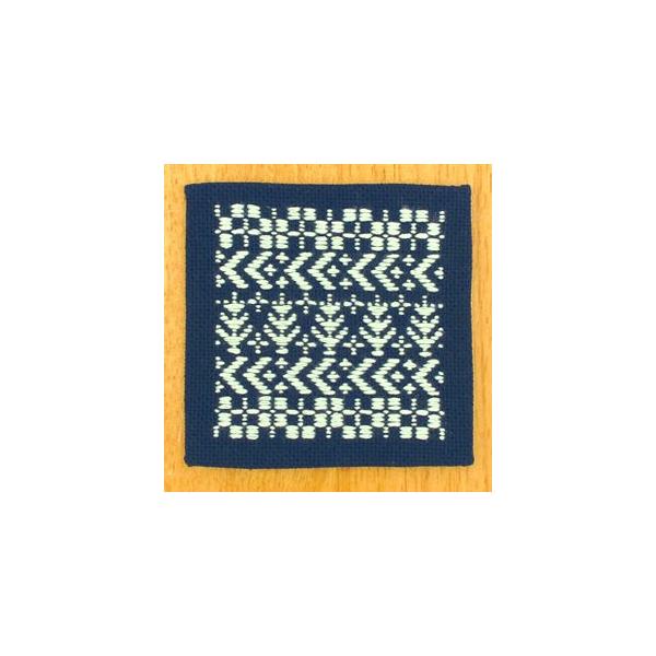 日本の伝統刺繍『こぎん』初級向けのこぎんキットです。★難易度：初級★出来上がりサイズ：約縦10cm×横10cm ★キット内容：こぎん糸、No.1100布（コングレス）、こぎん針、図案付説明書★打込目数：18カウント／1インチ・約70目／10...