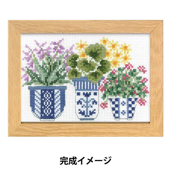 クロス・ステッチキット「12ヵ月シリーズ」。『12ヵ月のBONSAI』は1月から12月までそれぞれ季節に合わせた樹木の「盆栽」をテーマとしたシリーズです。壁掛け・スタンド兼用できる専用フレーム付で完成後すぐに飾ってお楽しみいただけます。※キ...