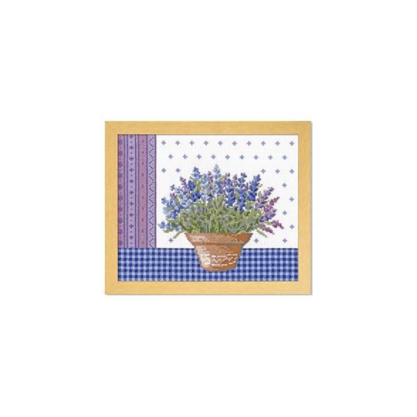 美しい花で彩られた部屋の風景を一枚の絵画のように表現しました。◆難易度：中級〜上級◆デザイン：オノエ・メグミ◆出来上がりサイズ額外径：約35.1cm×41.8cm額内径：約29.7cm×36.4cm（額 W-41（白木）使用・別売）◆セット...