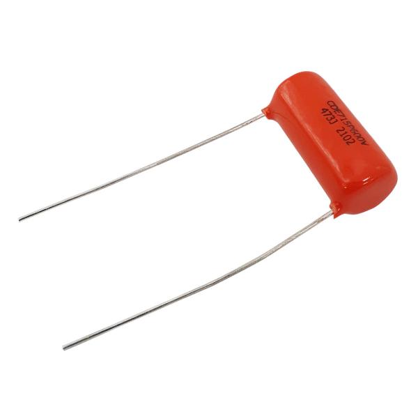 オレンジドロップ(Orange Drop)の中で最もスタンダードな715Pシリーズ　ポリプロピレンフィルム　-55〜85℃　誤差±10％　容量値0.047uF(473)　耐圧600V