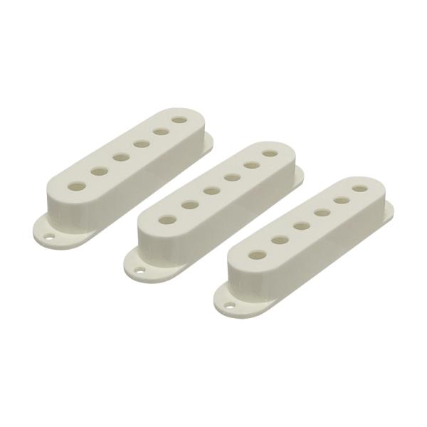 国産のストラト用ピックアップカバー3個セット。ポールピースピッチ10.4mm用となりますので、Fender USAやDuncanなど多くのヴィンテージ系ピックアップに適合します。カラー：ホワイト