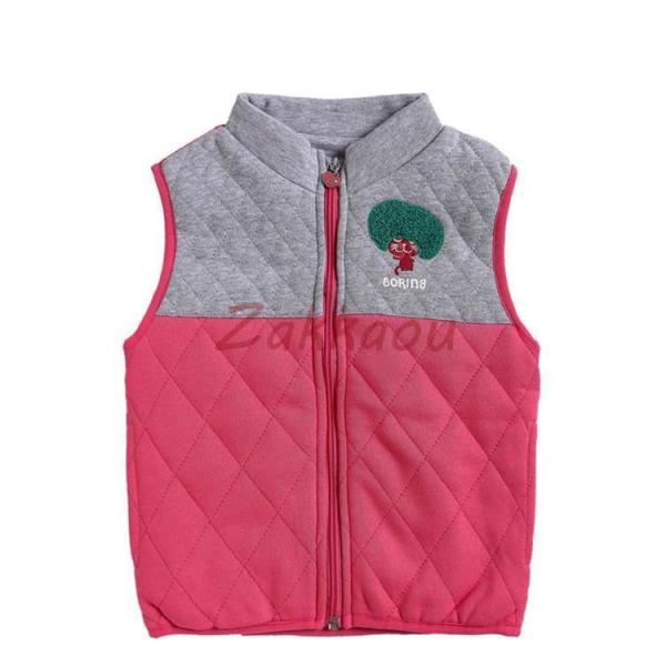 ■品名：キッズ中綿ベスト■素材：コットン70%■カラー：全1色■サイズ：90〜110■充填物:ポリエステル人気検索キーワード：子供服 女の子 男の子　子供コート中綿コート ジャケット キッズコート 90 100 110 120 130 14...