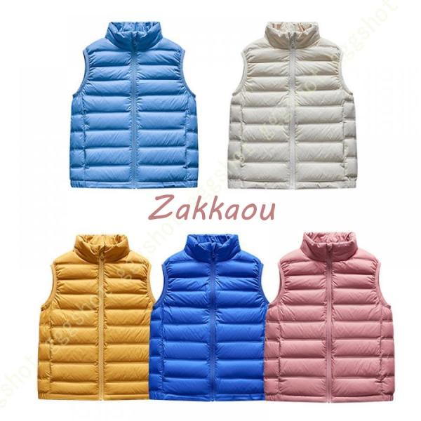 すっきりシルエットで可愛い。袖がないので子ども動きやすい。腕まわりがもたつかず自由に動かせるので、子供も体を動かしやすく元気に動き回れますよ。肌触りの良いフェイクファー素材で寒い時期でも暖かく防寒！パッと目をひくデザインで人気者に前開きデザ...