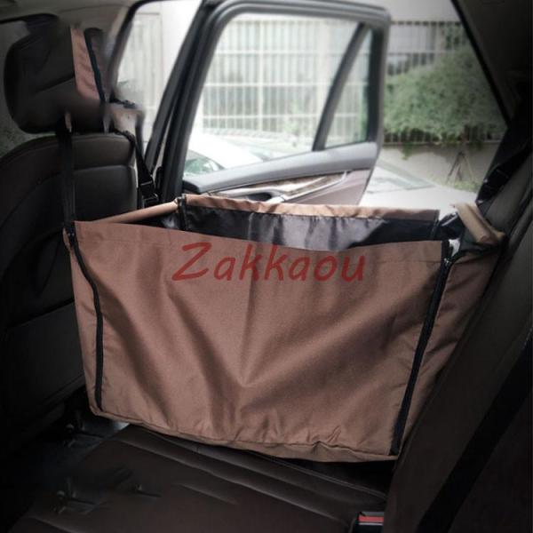 【品名】：ペットドライブシート【素材】：オックスフォード【カラー】：全8色【サイズ】:写真参考【生産地】：中国【適合ペット】：汎用【重さ】：750g 【耐荷重】:15kg以内の犬?猫 に適合ペットのおしっこ、抜け毛、砂、泥などが簡単に掃除で...