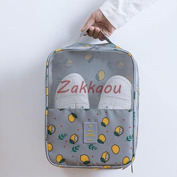 ■ 品名：シューズ収納袋■ 素材：オックスフォード■ カラー：全6色■ サイズ：写真参考人気検索ワード：シューズケース シューズバッグ シューズ収納袋　トラベル ポーチ 収納 靴入れ アウトドア 海水浴 プール 旅行 スポーツ 持ち運び 便...