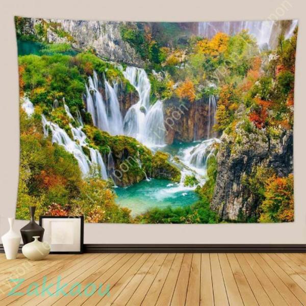 固定簡単、メンテナンスも簡単◎女性でも単独完成できるの固定方法。まず、お好きなところに無痕フックを固定して、留め具が釘に掛けたら、タペストリーの下に粘着テープで少し固定する、取り付けが完了です。お手入れ方法は普通タイプの衣服のように穏やかな...