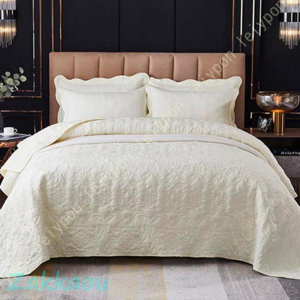 ■サイズ：220*240=横約220*縦約240cm    ■特徴【手触り】なニット毛布なので、肌に優しくて暖かいです。軽く薄いので椅子の背もたれに掛けていても問題ないです。車内と会社にピッタリだと思います。洗った後も柔らかさが持続している...