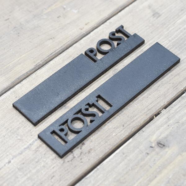 ナチュラル雑貨 POST ポスト 木製 ブラック ウッデンアルファベット 切り文字 Natural インテリア雑貨 高さ24mm 厚さ4mm おしゃれ 表札風おしゃれな木製表札風サインプレートです。ご自宅、店舗や会社のドアや壁、ポストに如何...