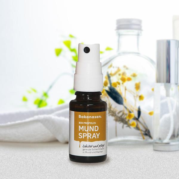 プロポリス「プロポリン(R)」に、サルビア、アニスなどのハーブを配合したサプリメント。スプレータイプなので、どこでも携帯しやすく、水やジュースになどにスプレーしてお気軽にお召し上がりいただけます。毎日の健康習慣としてお役立てください。【広告...