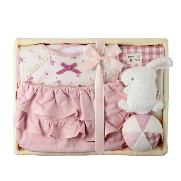 レーススタイ：中にポリウレタンフィルム加工を施し、よだれで肌を冷やさず安心。フリルパンツ：おむつが取れた後オーバーパンツとしても使える大きさ。ガラガラ：鈴入り。赤ちゃんの手でもつかみやすい大きさ。ボール：ハイハイ時期につかんで投げて遊べる大...