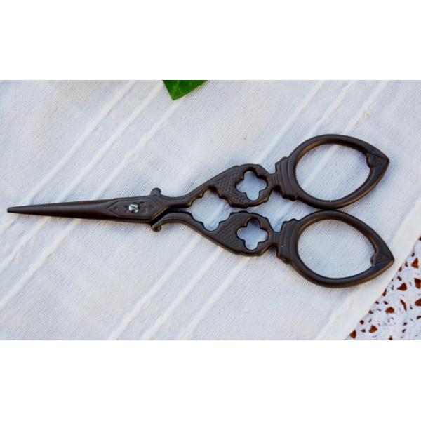 在庫有ります！即日発送！スティール、鉄製品実用できて切れ味抜群※シザーケースは別売りですサイズ幅5cm　厚さ3mm　長さ12cm◆◆◆◆◆◆◆◆◆◆◆◆◆◆◆◆◆◆◆◆☆１５時迄の御注文、即日発送。【送料安く】商品代金合計7500円以上で送...