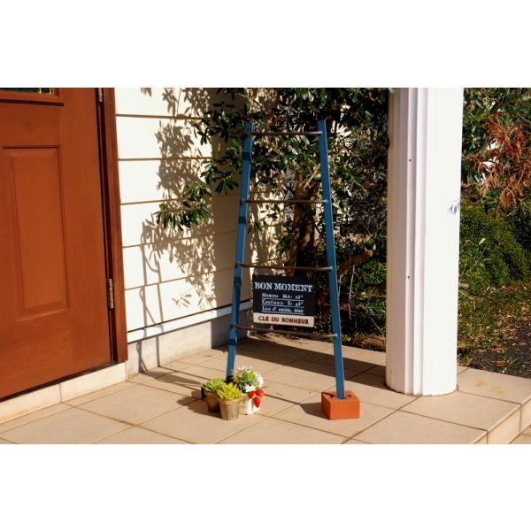 ☆今だけ送料無料（沖縄県別途要相談）※北海道・九州地方への発送は送料高額にて1点での発送の場合330円のご負担お願いします他商品(送料無料)も購入の場合不要。予めご了承願います丈夫なアイアン製ピック・ブリキ看板ちょっとお花が少なくて寂しい時...