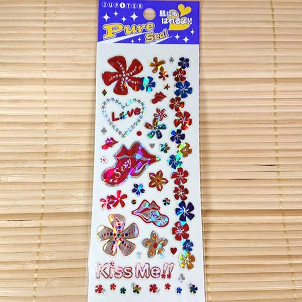 キラキラ可愛い ホログラム肌にも貼れる プレシールです。手帳やスマホ。ネイルや腕に 貼っちゃおう！サイズ：H160×W5mm 位シール素材：ホログラム メール便発送可能です。※ご使用の際のご注意点傷口・湿疹・発疹など異常があるときは使用しな...