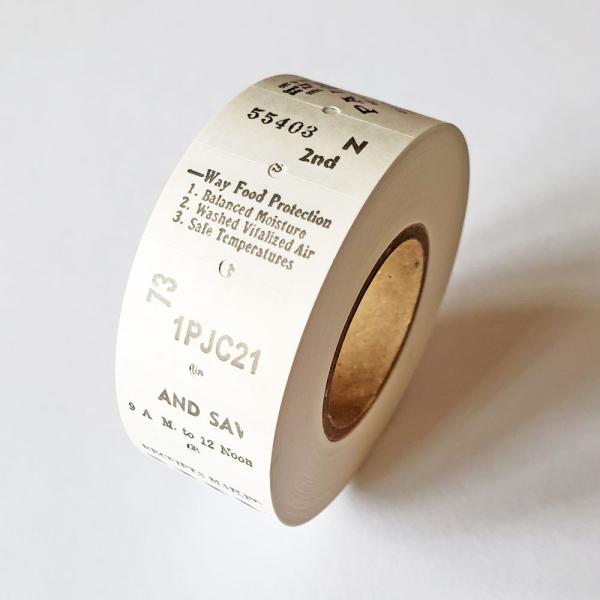 ヨハクさんのラベラーシール1本に11種類のデザイン1巻　約1000枚綴り　　日本製　シール1枚あたり 約1.3×2.1cm 　※紙の箱入りです　メール便発送の場合は紙の箱がつぶれる場合がございます　予めご了承ください