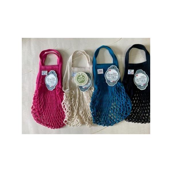 １８５５年よりフランスでネットやロープを作り続けているFILT社のネットバッグ。ヨーロッパでは定番のお買いものバッグです。毎日のお買いものバッグ、クローゼットの中の小物の収納、子供のおもちゃ入れ、キッチンでお野菜入れ・・・いろいろな用途で使...