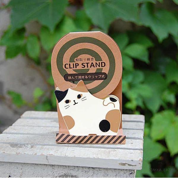 ＜サイズ＞約56×35×h48＜素材＞スチール※蚊取り線香は付属しません。---------------------------簡単お手軽！ BBQやアウトドアでも大活躍！！蚊取り線香の好きな位置にクリップを挟んで、受け皿の上に置くだけ。折...