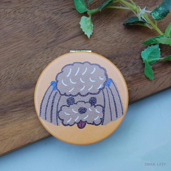 サイズ：φ7.2cm表面レザー：合皮(PU)　本体：ABS樹脂　鏡：ガラス中国製【注意事項】商品写真はできる限り実物の色に近づけるよう徹底しておりますが、お使いのモニター設定、お部屋の照明等により実際の商品と色味が異なる場合がございます。山...