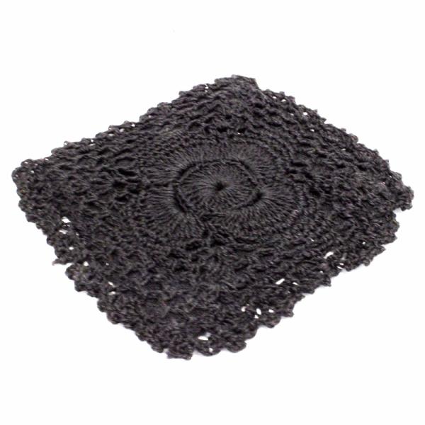 サイズ：縦横 約10.0cm※定形外郵便物ＯＫデザイン：スクエア 黒 ブラックお洒落なデザインの黒色の四角型のコースターです。来客時などでお茶を出す際などに是非お使いください。普段の使用に、インテリアやプレゼントにもオススメです。