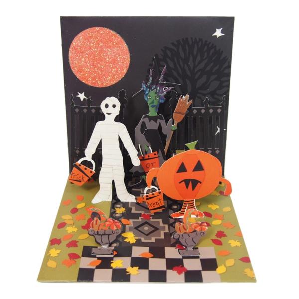 サイズ：横幅14.3×縦幅14.3cm（封筒のサイズ）　　　　 横幅13.3×縦幅13.3cm（カードのサイズ）素　材：紙製※定形外郵便物可ブランド：Up with Paperデザイン：ハロウィン 魔法使い カボチャイラストが飛び出して立体...