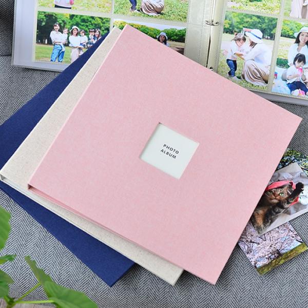 商品名マークス ファミリーアルバム バインダー式商品詳細サイズ約H330×W334×32mm重量約584g素材表紙：紙（クロス貼）大型クリアポケット・スリーブケース：PP付属品大型クリアポケット1シートスリーブケース仕様4穴リングバインダー...