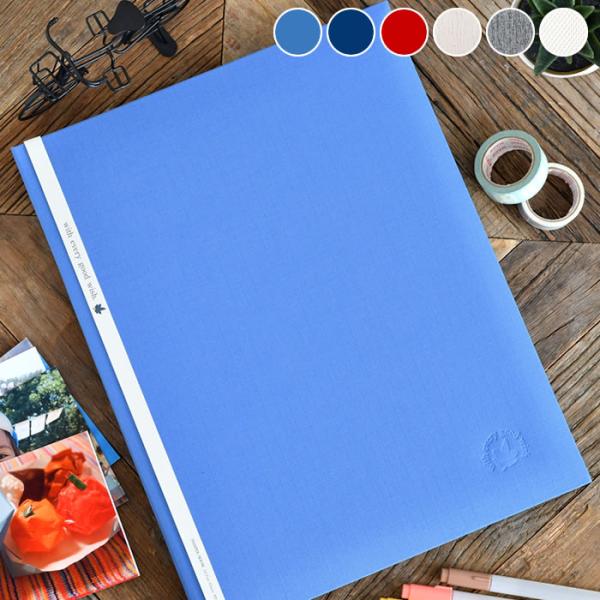 商品名A4フリーアルバム商品詳細サイズ約 W24×D2.5×H30.5cm重量約850g素材パールホワイトの表紙：紙(エンボス加工)その他の表紙：布仕様■フリー黒台紙10枚付き■ビニールカバー付き■紙製のリボン付き■ビス式備考※このアルバム...