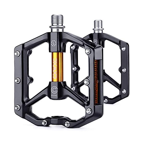 フラット・ブラック/ゴールド 9/16インチ ・・Color:ブラック/ゴールド・優れたグリップ力、長時間ライドでの快適性、効率性を提供する凹型プラットフォーム。・安全のための一体型反射材。・ローメンテナンスシーリング構造アクスルユニットに...