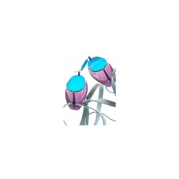 【メール便・送料無料】世界の多くのトップスイマーが愛用するスウェーディッシュゴーグル。このいっさいの無駄を省いた究極のデザインと機能。軽量で、また手作りで組み立てるこのゴーグルは自分ぴったりに作成することができます。国際水泳連盟(FINA)...