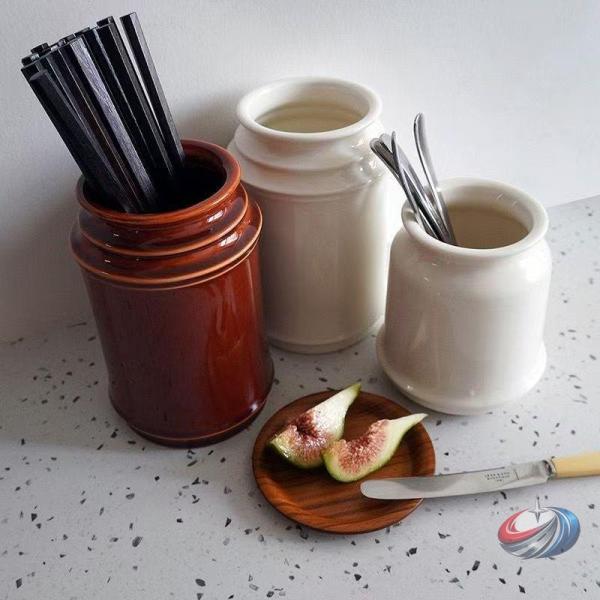 【ご注意】製品サイズは、計測方法によりサイズ感が異なる場合がございます。記載の在庫情報は、ご注文のタイミングにより異なる場合がございます。形状やデザイン、又は製品スペックが予告なく変更される場合がございます。検品をしておりますが、インポート...