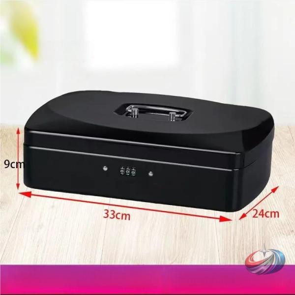 ●スチール収納ボックス。A4サイズ対応可。3桁ダイヤル式ロック。トレー付き。●小銭、お札以外にも、小物収納スペースが充実。●便利な3桁ダイヤル式ロック機能、簡単に解錠＆施錠ができます。●ダイヤルロック付きセキュリティ・プライバシー対策もバッ...