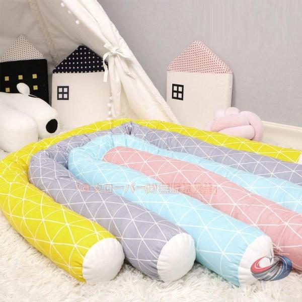 商品詳細商品内容 ベビーベッドガードカラー （写真とおり）サイズ 約200cm素材 カバー：綿詰め物：ポリプロピレン繊維生産国 中国納期 至急ご利用頂く場合は事前にメールでご連絡お願いします。商品説明 ■赤ちゃんのごっつん防止に長さ約200...