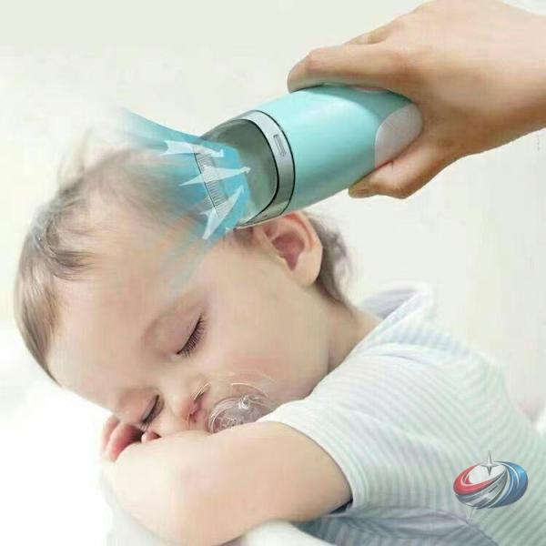 電動バリカン 髪 吸引する 防水 静音 髪吸入可能 ヘアーカッター USB充電式 子供用 セルフカット 水洗い 刈り高さ調整可能 吸引する電動バリカン 散髪はさみ ヘアサロン【商品説明】セルフカットならお任せ。どこでも使える嬉しい充電式。髪...