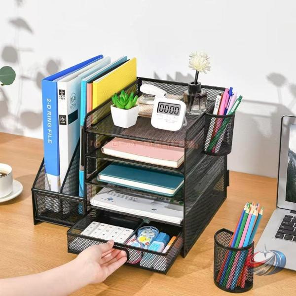 色:ダーク材質:鉄形状:長方形素材:鉄その他 機能:ティアード電池使用:いいえ