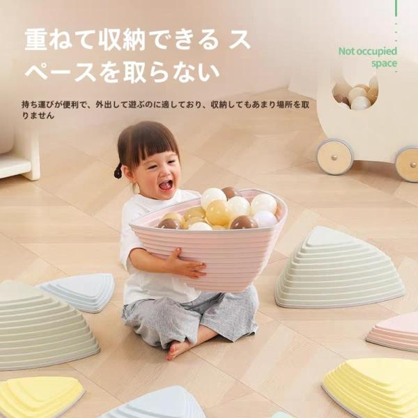 バランスストーンは川の中にある石を飛び移っていく遊びをイメー ジした遊具。お家で楽しく遊びながら、バランス感覚・柔軟性・体幹・距離感・筋力を身につけ、運動機能の基礎を構築できます。また、床に触れる部分には滑り止めがついているので、安全に使用...