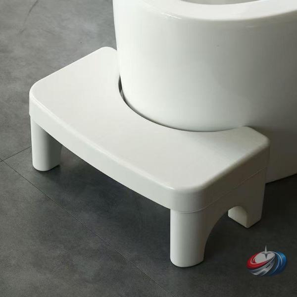 商品詳細★サイズ：写真のように★トイレの大きさ、高さへの不安をなくしてあげたい★大人が手伝いわなくても、一人でトイレに行けるようになて欲しい★トイレトレーニング中でも、大人の邪魔にならない踏み台にしたい★簡約設計、便器にぴったりとくっつき、...