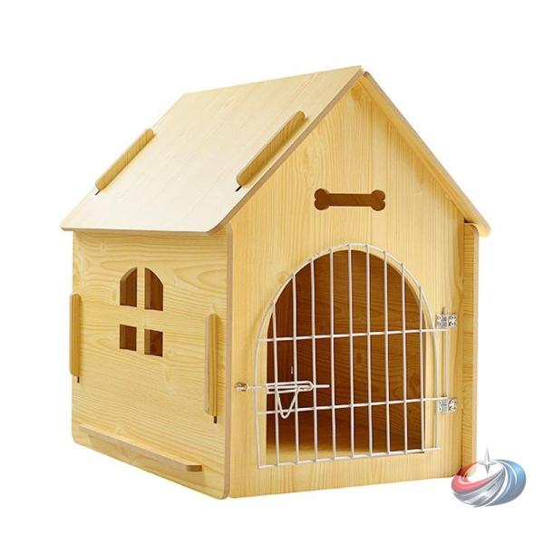 天然木の質感を活かしたあたたかみがあるおしゃれな木製犬舎です。屋根は板のつなぎめからの雨水の浸入を防ぐ雨漏り防止設計になっており、快適に過ごすことができます。塗装がはげにくく、木が傷みにくい塗装で耐候性に優れています。