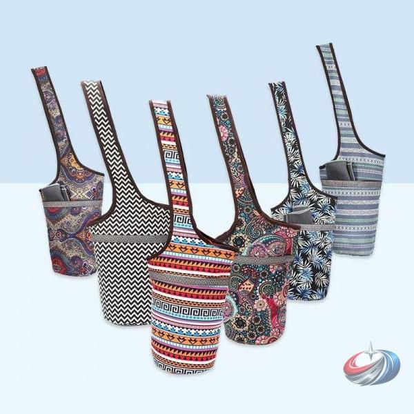 ヨガマットの持ち運びに◎な肩かけバッグ。たっぷり収納できる大容量?シンプル無地からおしゃれなボヘミアンな柄まで揃ってます！サイズについて画像をご参照ください。素材について帆布カラーについて生産ロットにより柄の出方や色の濃淡が異なる場合がござ...