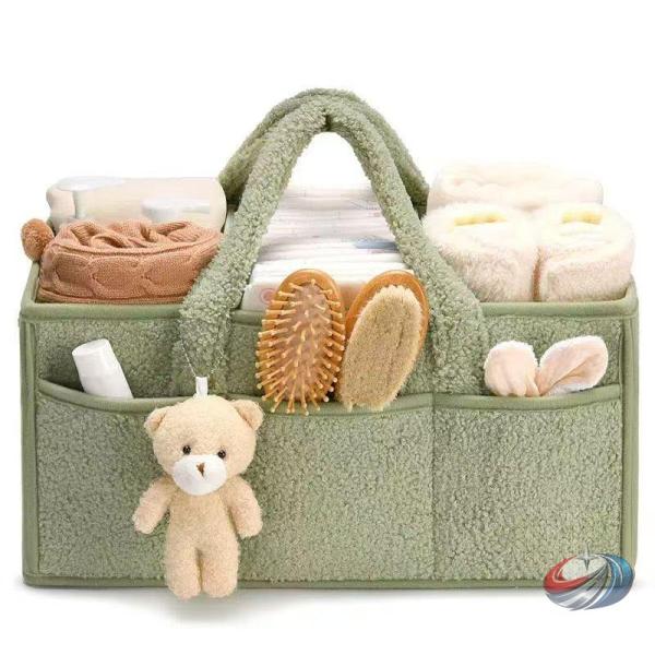 カラー：ホワイト、ピンク、グリーンサイズ：約38x25x17cm素材：外側:フラッフ内側：コットン生地【大容量でたっぷり収納】仕切りが調整可能でニーズによって収納スペースを変えられます。内側と外側のポケットを合わせ、たっぷりな収納空間をご ...