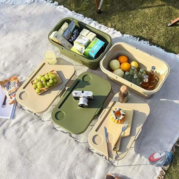 素材：本体/熱可塑性エラストマー      折りたたみ部分/シリコン      枠・底・ハンドル・止め具/ポリプロピレン     上蓋/ABS樹脂　脚/ステンレス鋼サイズ：展開サイズ/約46.5*23.5*22.7cm       折り畳み...