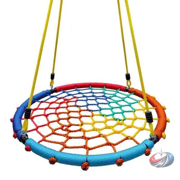 【吊り下げ式 ブランコ の素材】吊り下げ式 ブランコ のロープはPEロープから純粋に手作りされており、健康的で環境に優しく、丁寧な仕上がりで、エッジや角がなく、滑らかで滑らかです。ブランコは4つの鉄製フープで構成されており、取り外し可能で取...