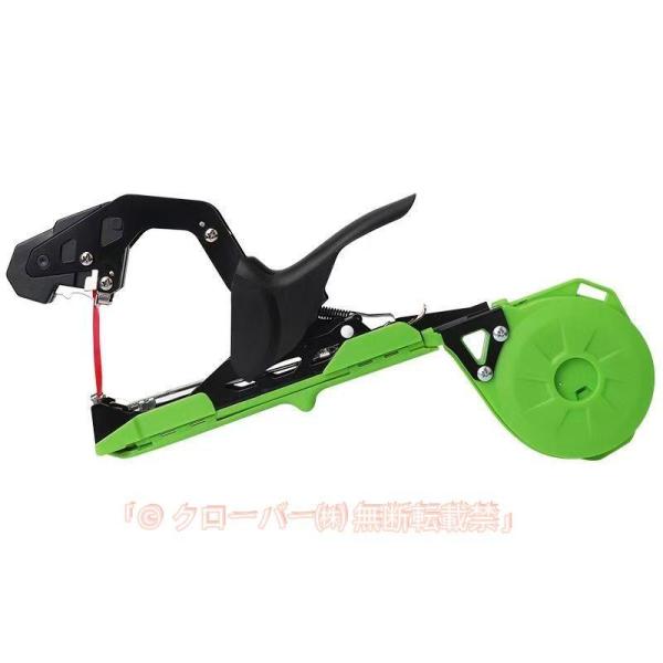 【2024新登場植物結束機】つるを支柱や番線に、テープを回して片手でホッチキスどめする機械。きゅうりやトマト、ぶどうなど誘引する為のものです。今までは、ワラやヒモでしていた方も多いと思いますが、こちらを使えば、かなり楽に誘引が出来ます。【効...