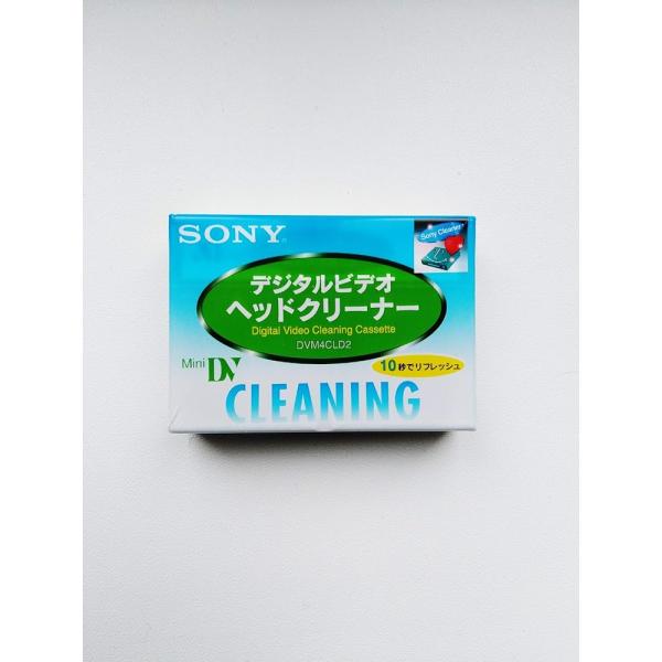 「商品情報」Mini DVロゴのついたVTRに入れて10秒間再生状態にするだけで簡単にビデオヘッドをクリーニング。クリーニング効果が高くヘッドをいためにくい乾式を採用。「主な仕様」4905524825862