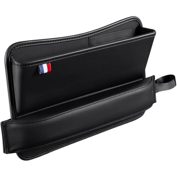 バリエーションコード : 2BJWJV6RRS車内での小物収納にお困りの方におすすめ、本革調の収納ポケットです。シート横のデッドスペースを活用でき、散らばりやすいカードやスマホなどの小物を一か所にまとめて収納できます。充電ケーブルを通す穴が...